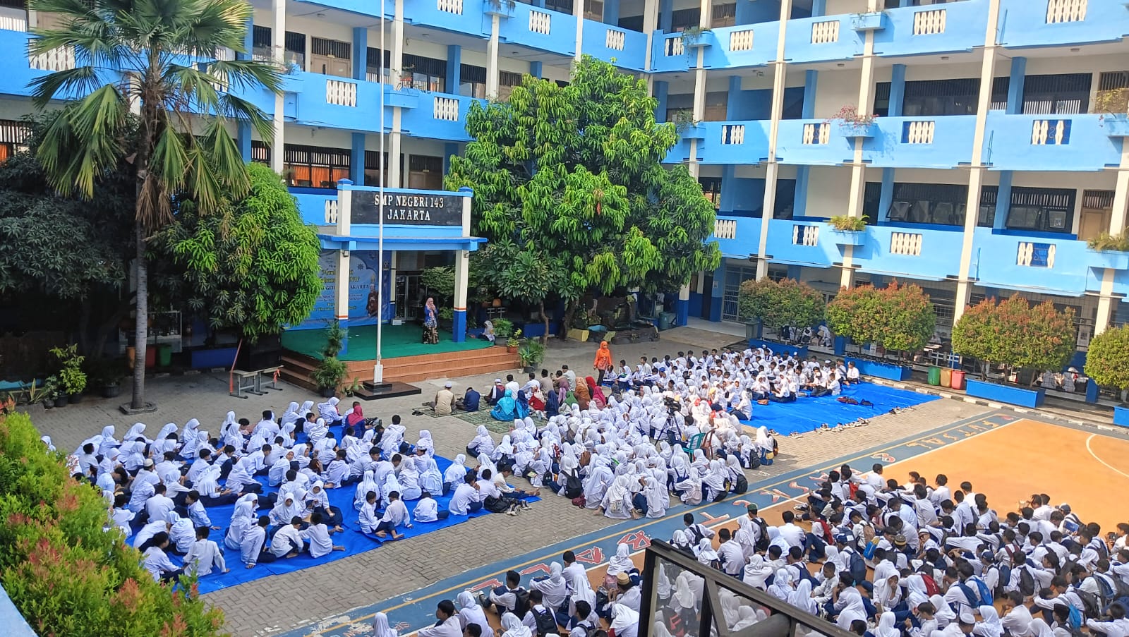 SMP Negeri 143 Jakarta